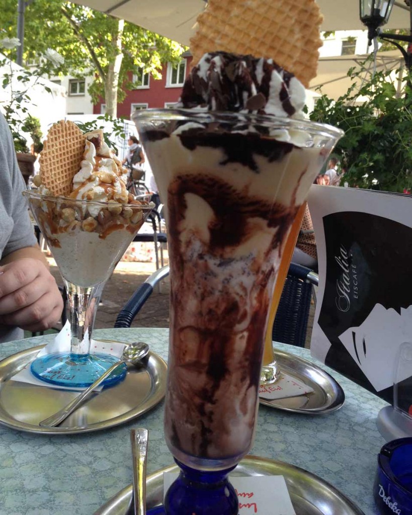 Italia Eis Cafe : Glacier Kehl